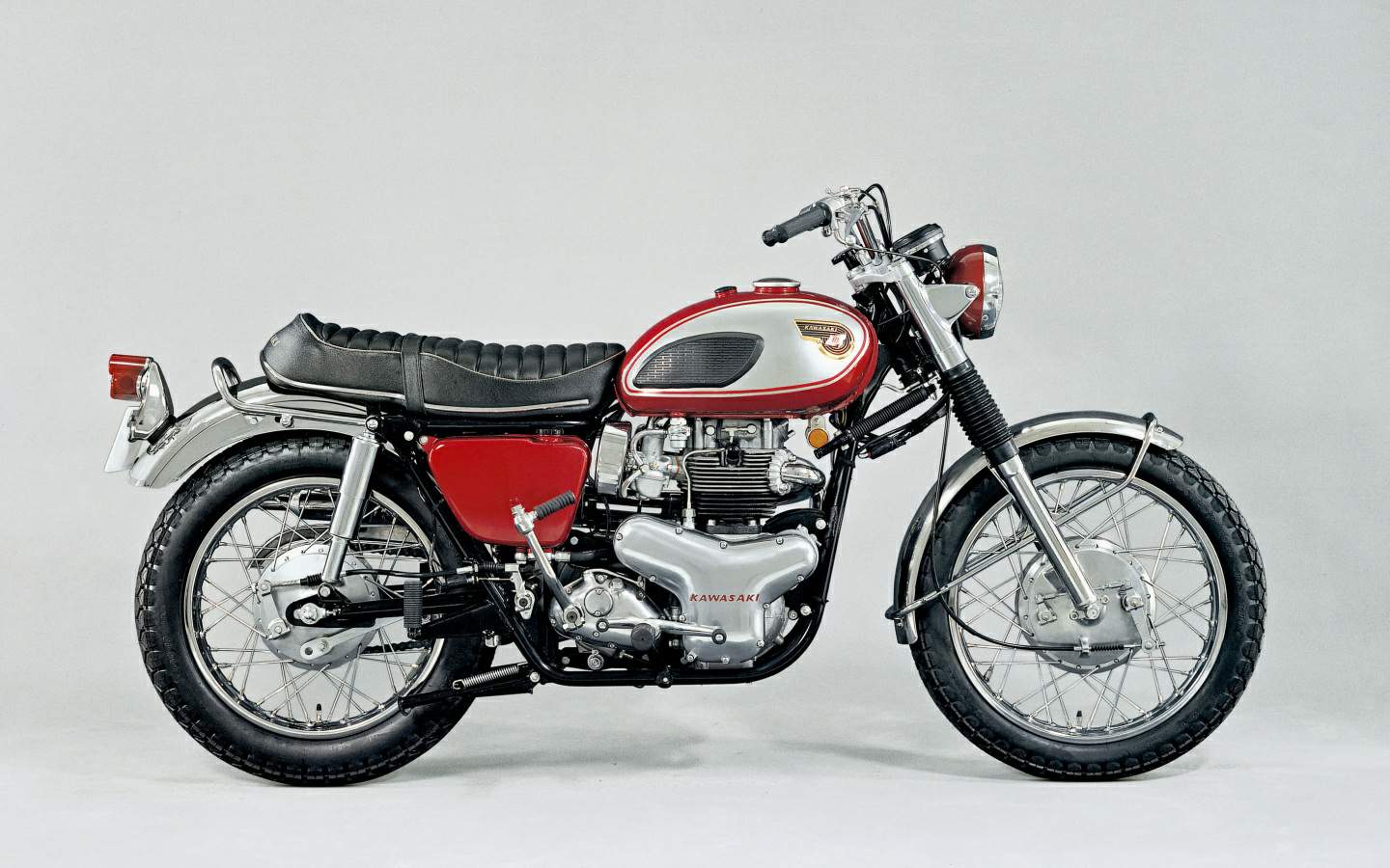 Kawasaki W2 650SS